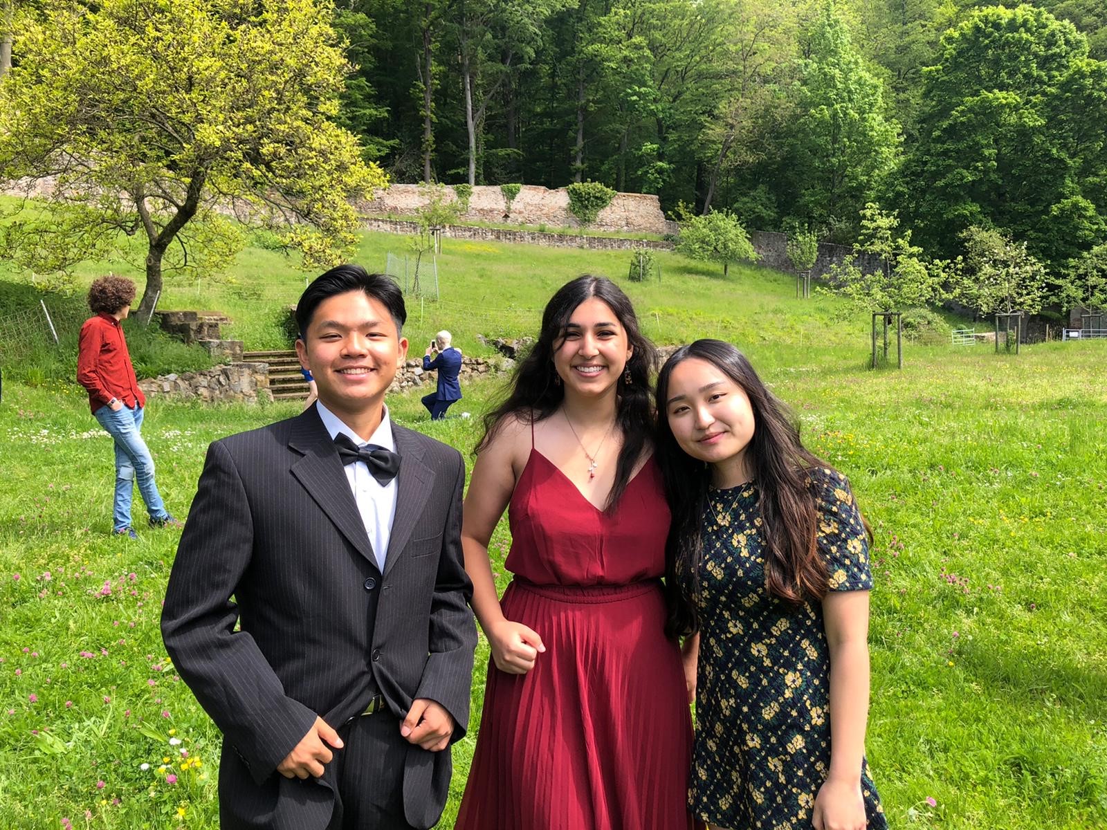 Melina Rozehkhan - UWC Robert Bosch College 2019-21 · UWC Deutschland